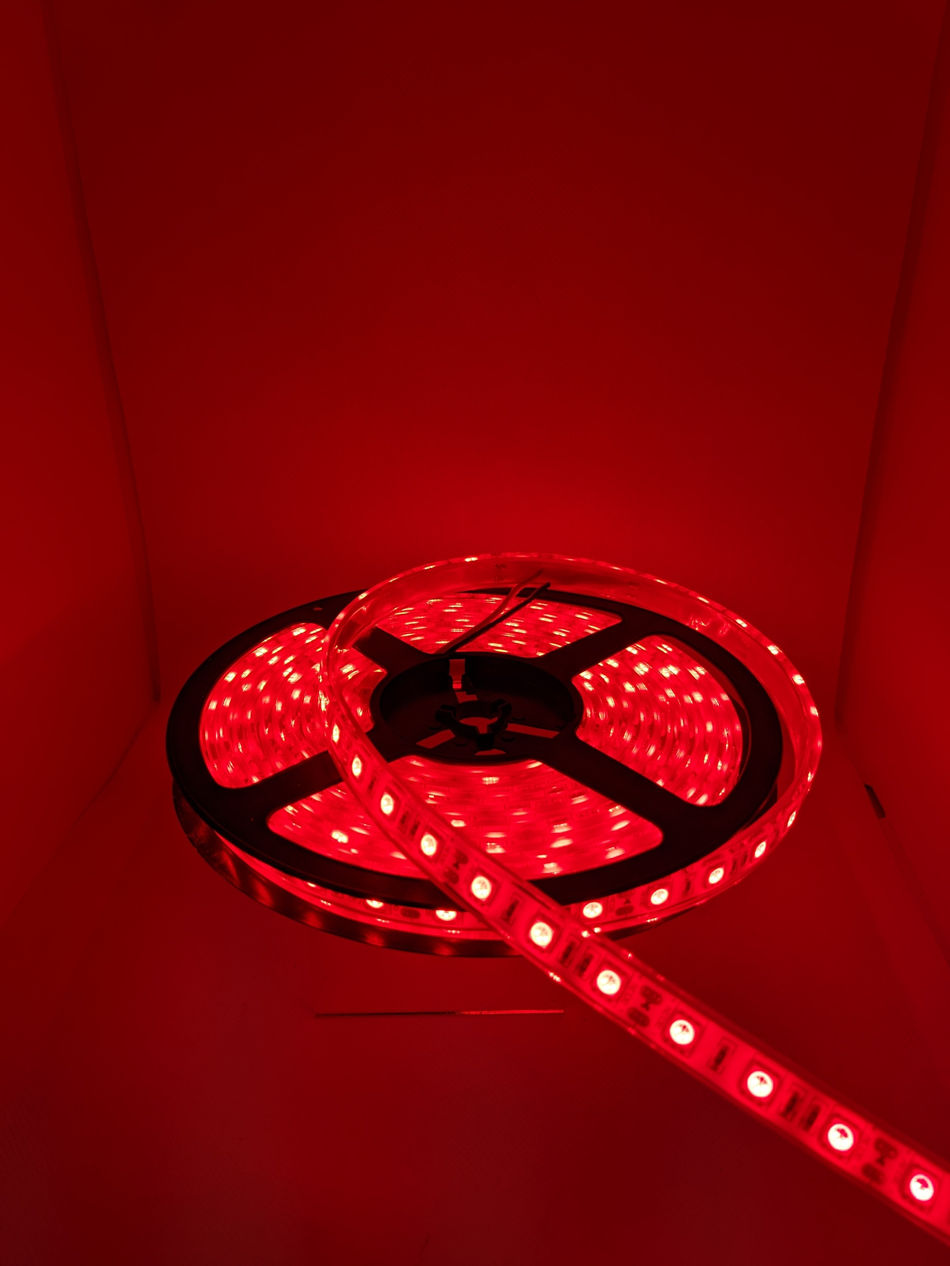 RED Waterproof Strip Lighting 300 LEDs 12 Volt STP5M-300-RED ...